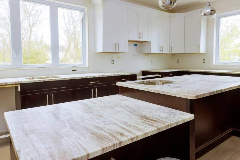 Never clean these 7 things with a microfiber cloth - ManMadeDIY