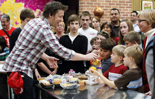 10 Food Television Shows You Should Be Watching Right Now - ManMadeDIY