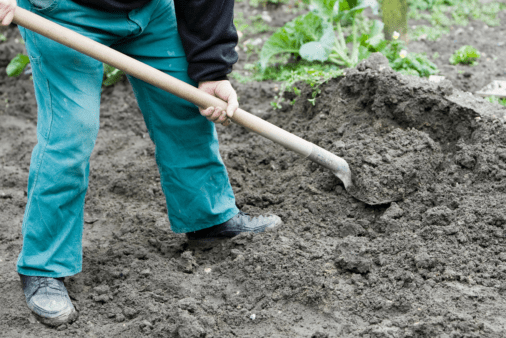 DIY Guide for How to Build a Privacy Fence - ManMadeDIY