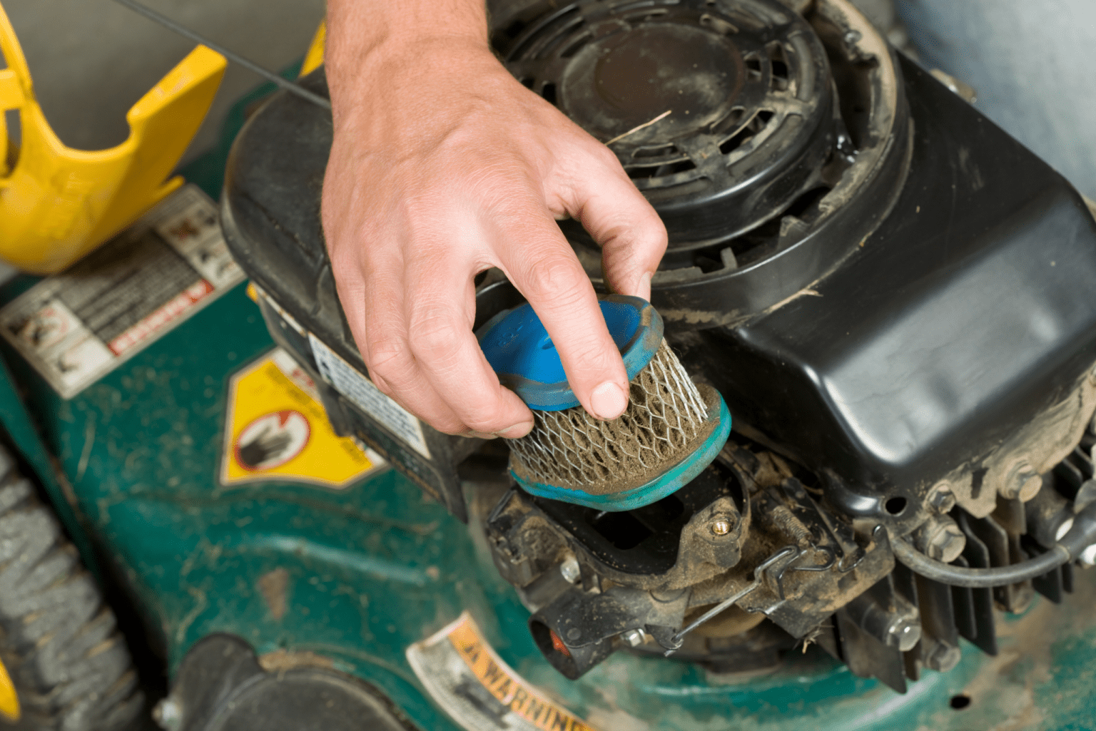 How to Clean Carburetor on Lawn Mower – Step-by-Step Maintenance Guide ...